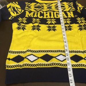 Sweaters | Nwt University Of Michigan V Neck Sweater | Poshmark